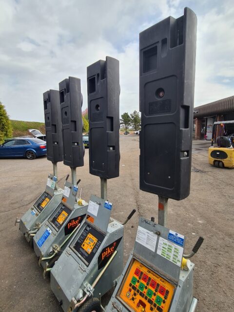 Pike 4 way XL2 battery operated Portable traffic lights for sale | Used ...